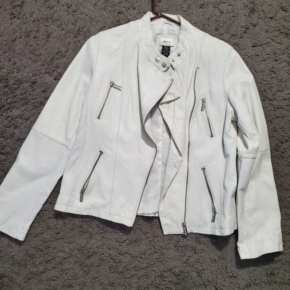 Neiman Marcus | Jackets & Coats | Neiman Marcus White Leather Zip Front ...